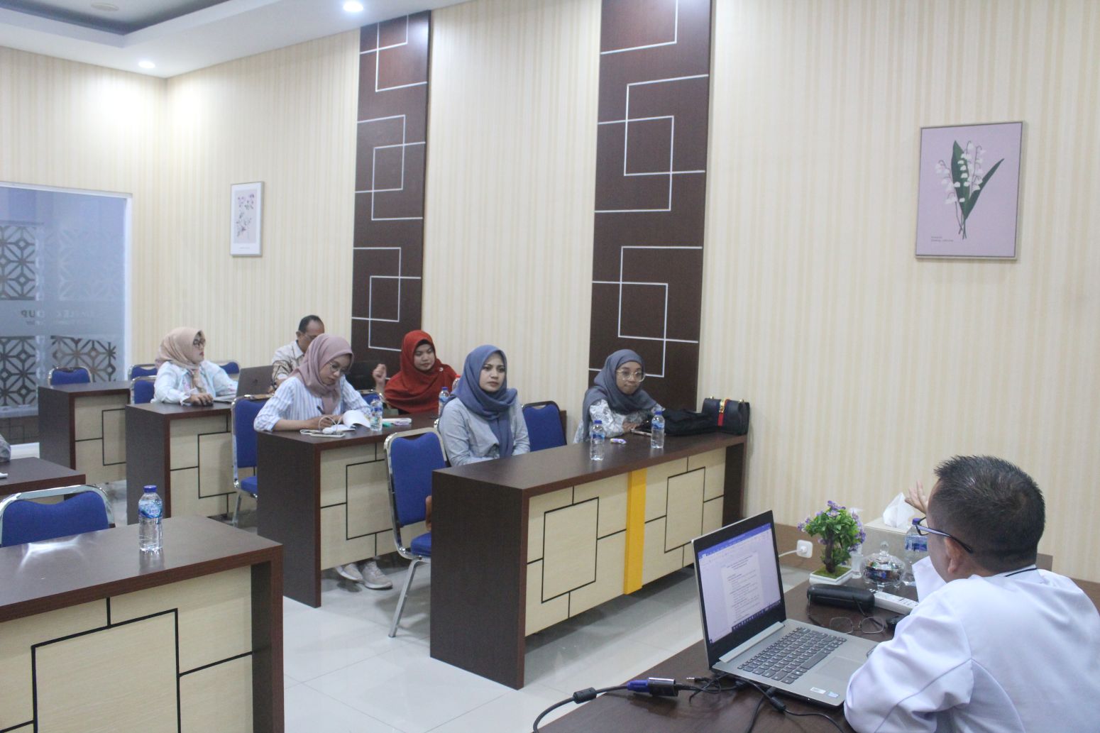 Pelatihan Laboratorium – Poltekkes Kemenkes Surakarta Pelatihan ...